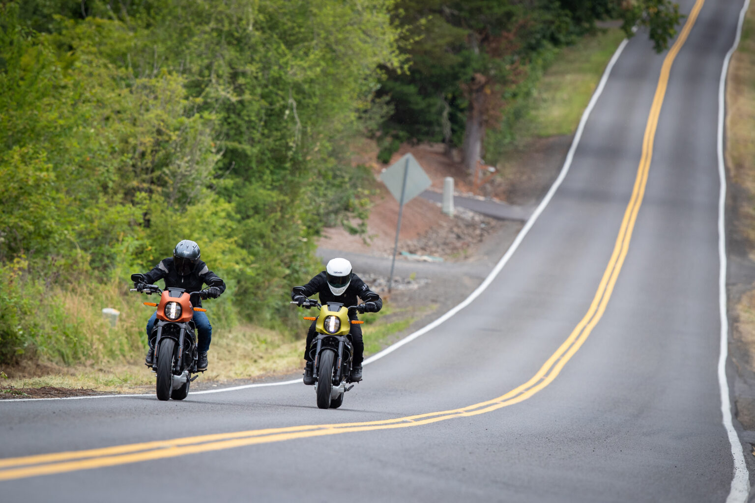 Carbon Footprint Face-Off: A Look at EV vs. Gas Car Emissions